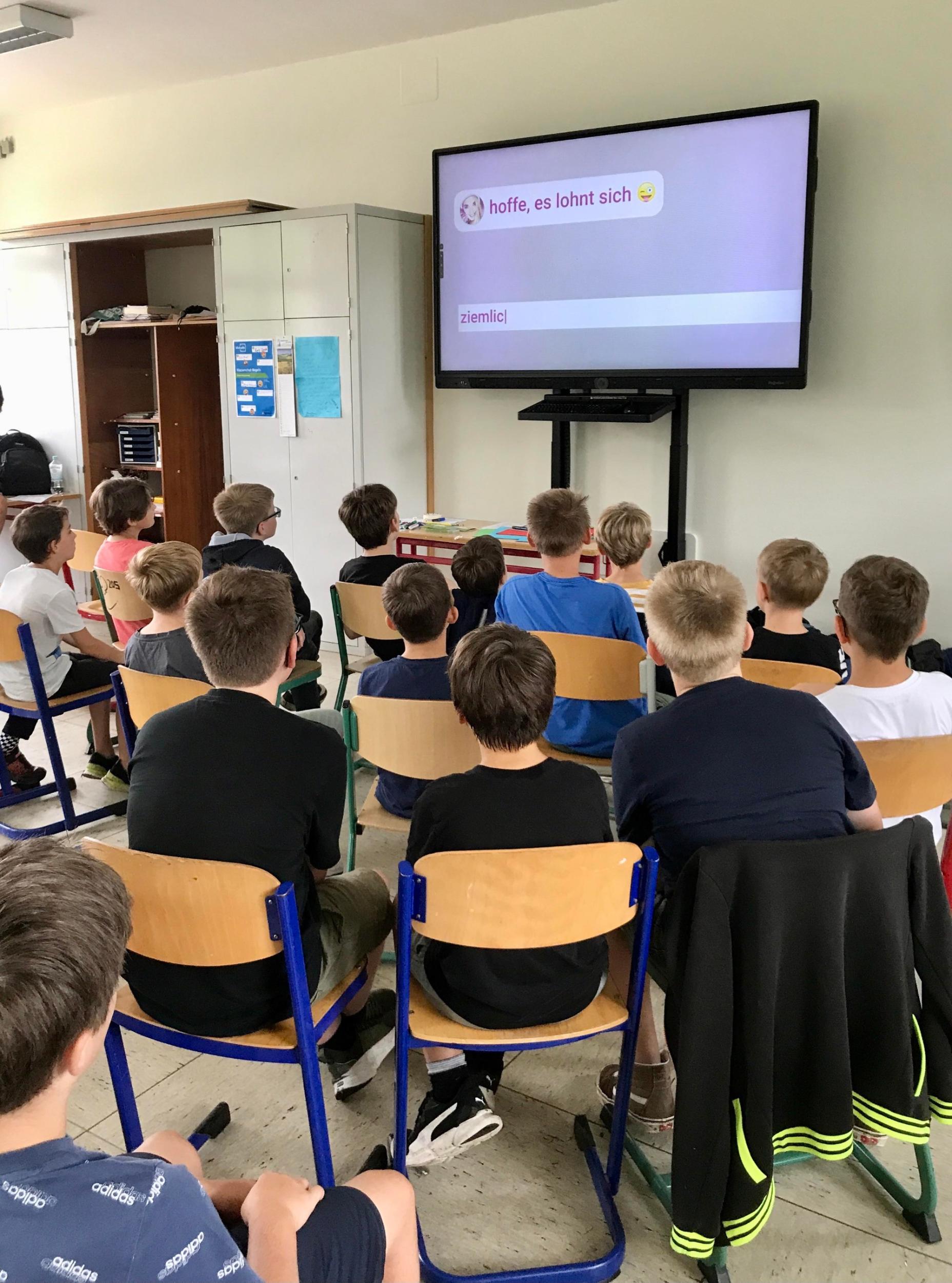 Sicher im Netz unterwegs | Erzbischöfliches St. Joseph-Gymnasium Rheinbach